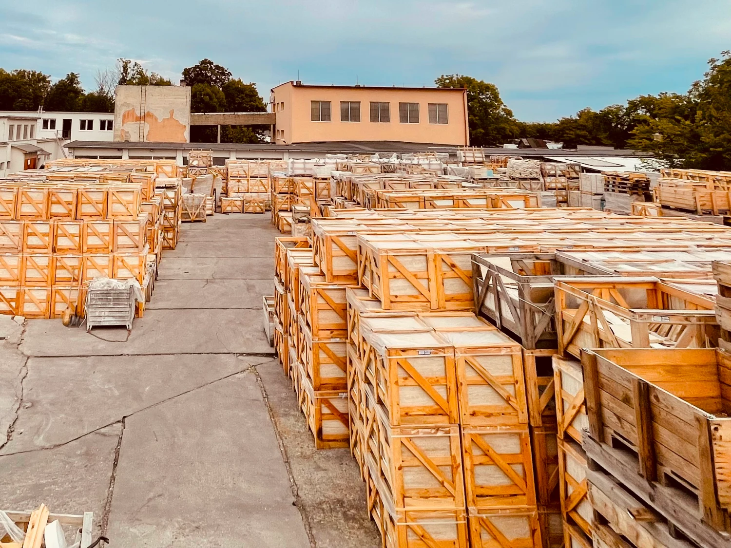 Kapcsolat - StoneConcept